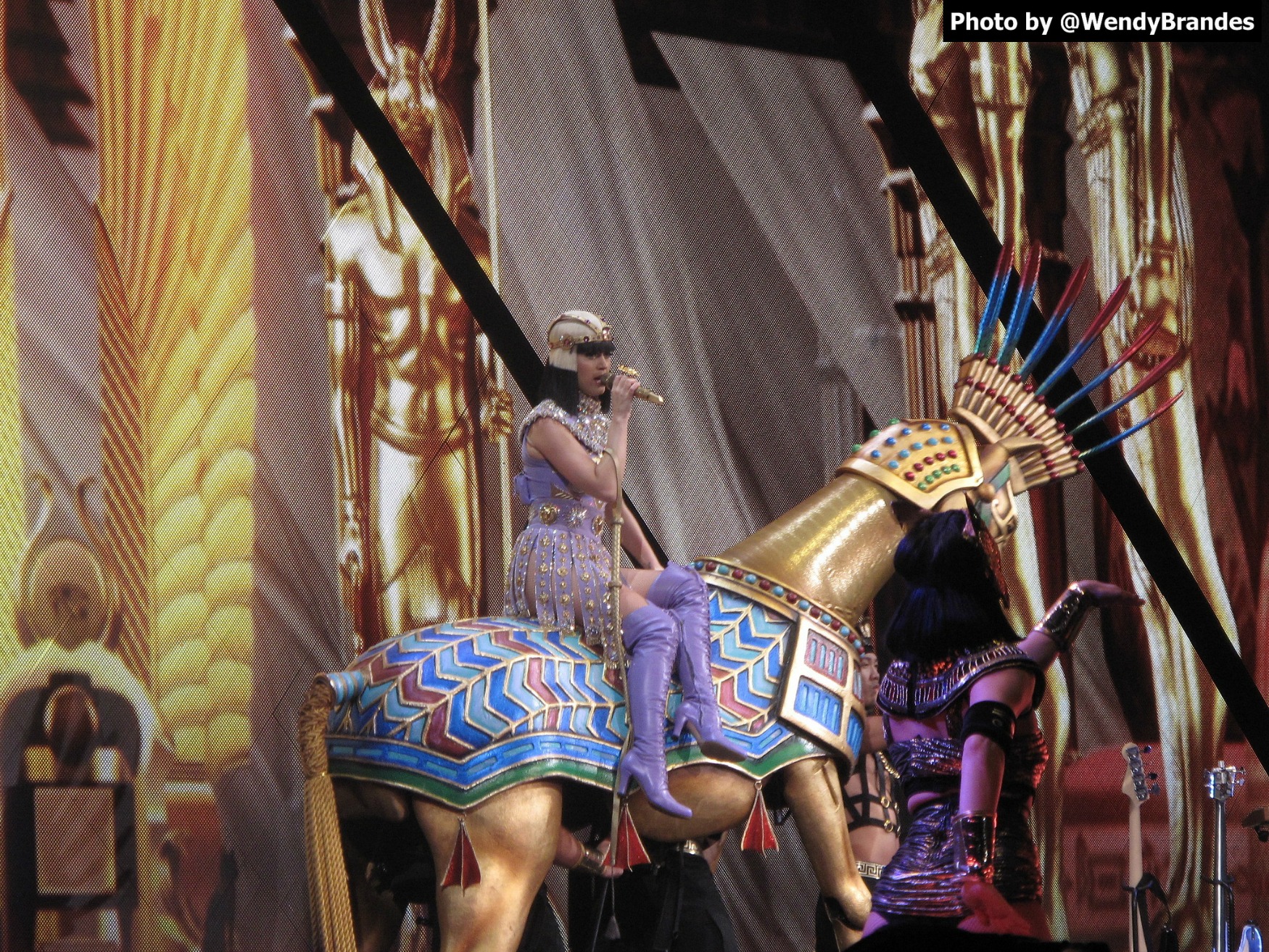 What Wendy Wore: Wigless at Katy Perry | Wendy Brandes Jewelry Blog